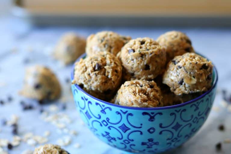 Powerballs | Clean Eats & Treats